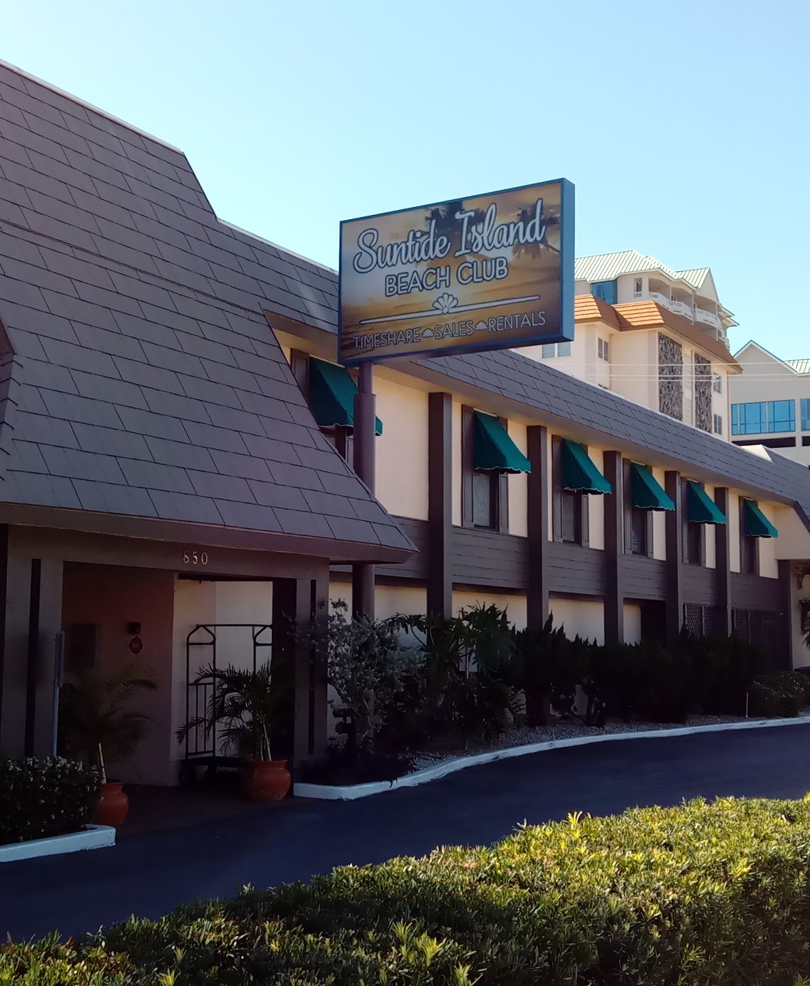 Suntide Island Beach Club